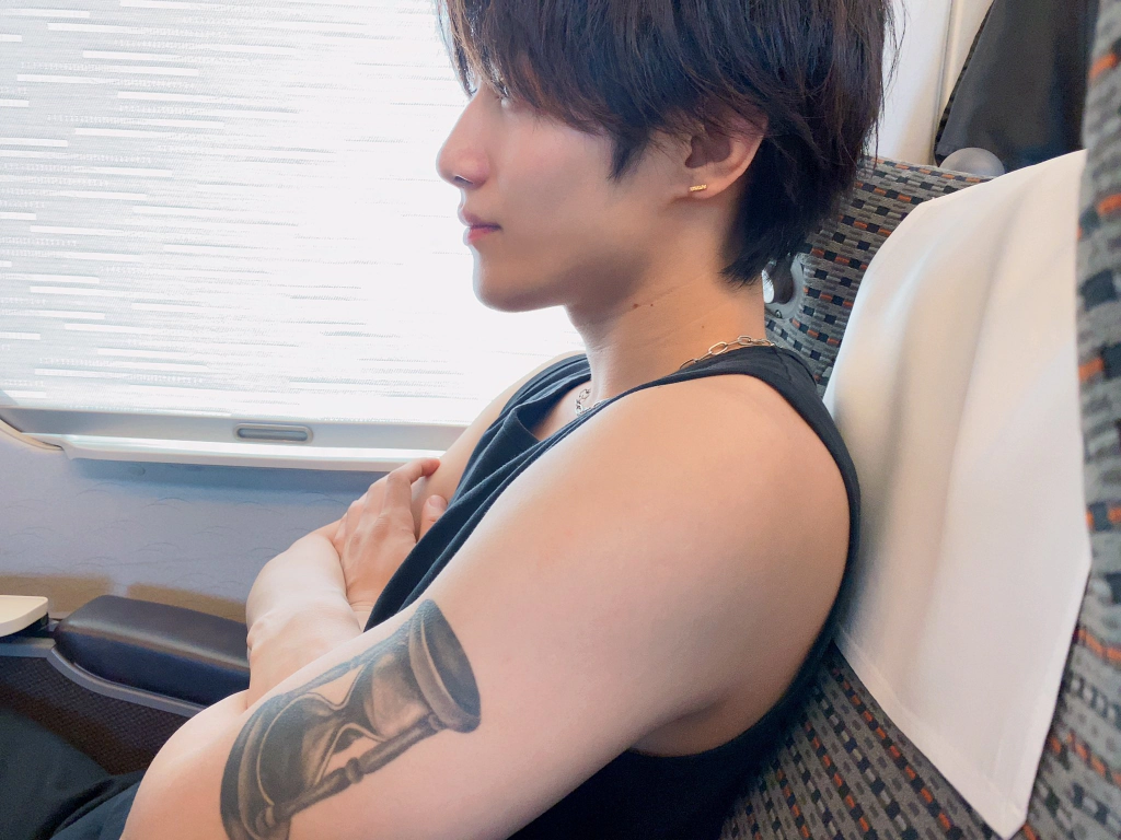 요즘 남자들이 AV배우 시미켄보다 부러워하는 일본 남자 - 후방주의 - 꾸르