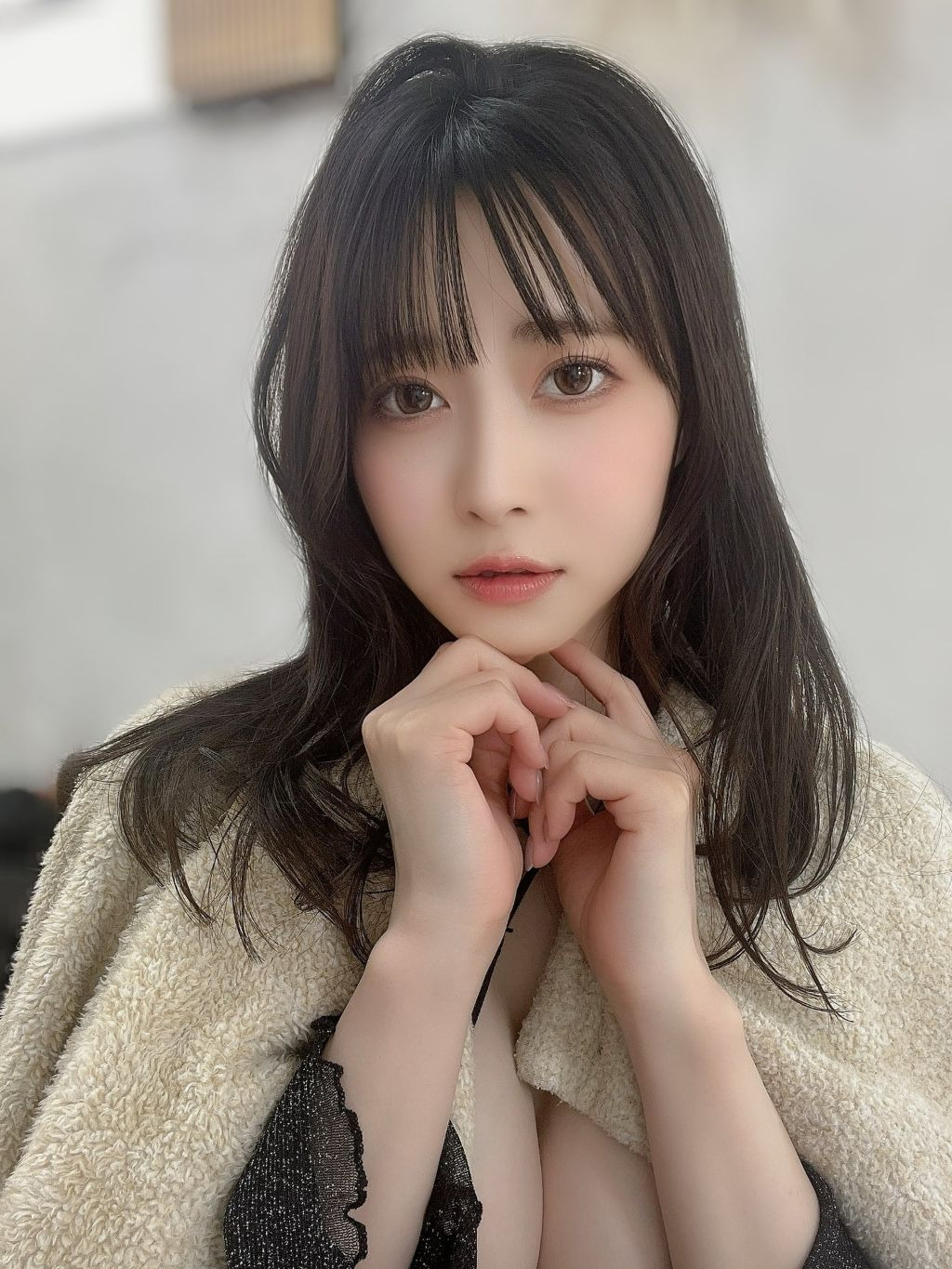 요즘 폼 최상인데 아이돌 출신 AV 배우 시라이와 토모 - 후방주의 - 꾸르