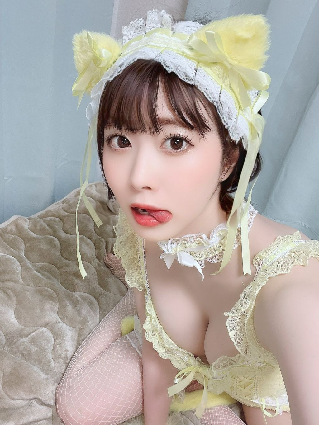 요즘 폼 최상인데 아이돌 출신 AV 배우 시라이와 토모 - 후방주의 - 꾸르