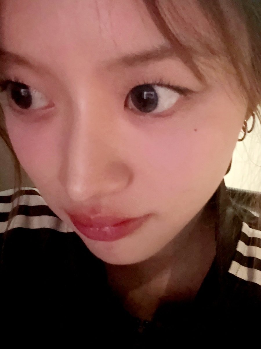 아일릿 민주 셀카 - 방송/연예 - 꾸르