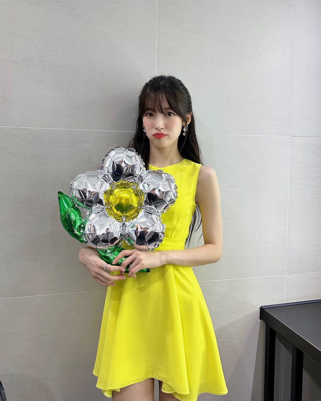 오마이걸 아린 노란색 원피스 - 방송/연예 - 꾸르