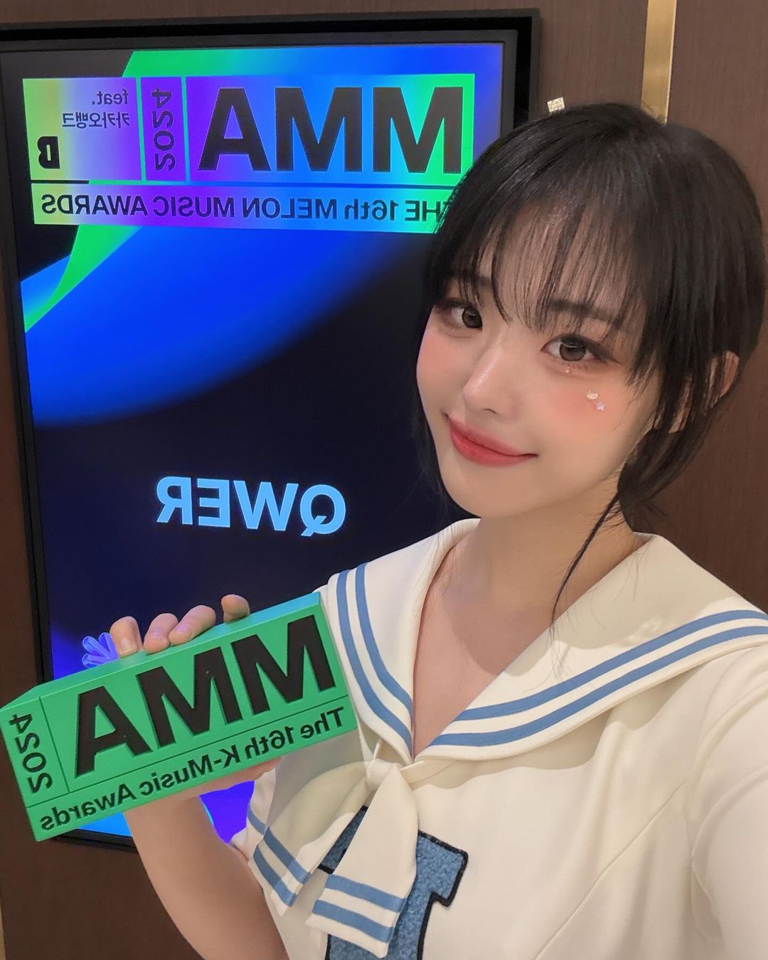 QWER 히나 MMA 미모 - 방송/연예 - 꾸르